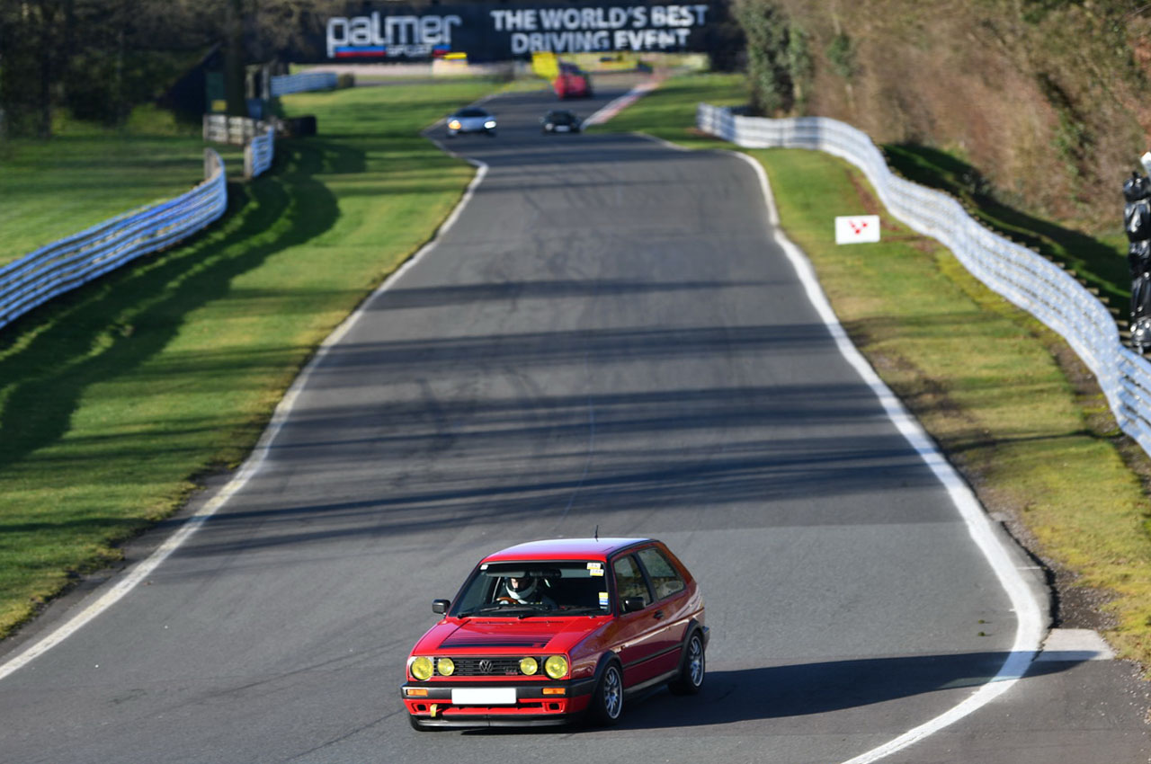 Circuit Days: Oulton Park: Open pit lane track day : 19/12/2025